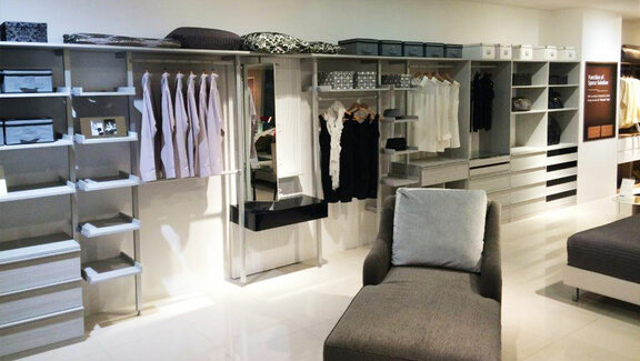 Sliding door, Wall partitioning and Closet system | raumplus