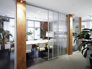 Sliding doors | Room dividers | Wardrobe systems | raumplus