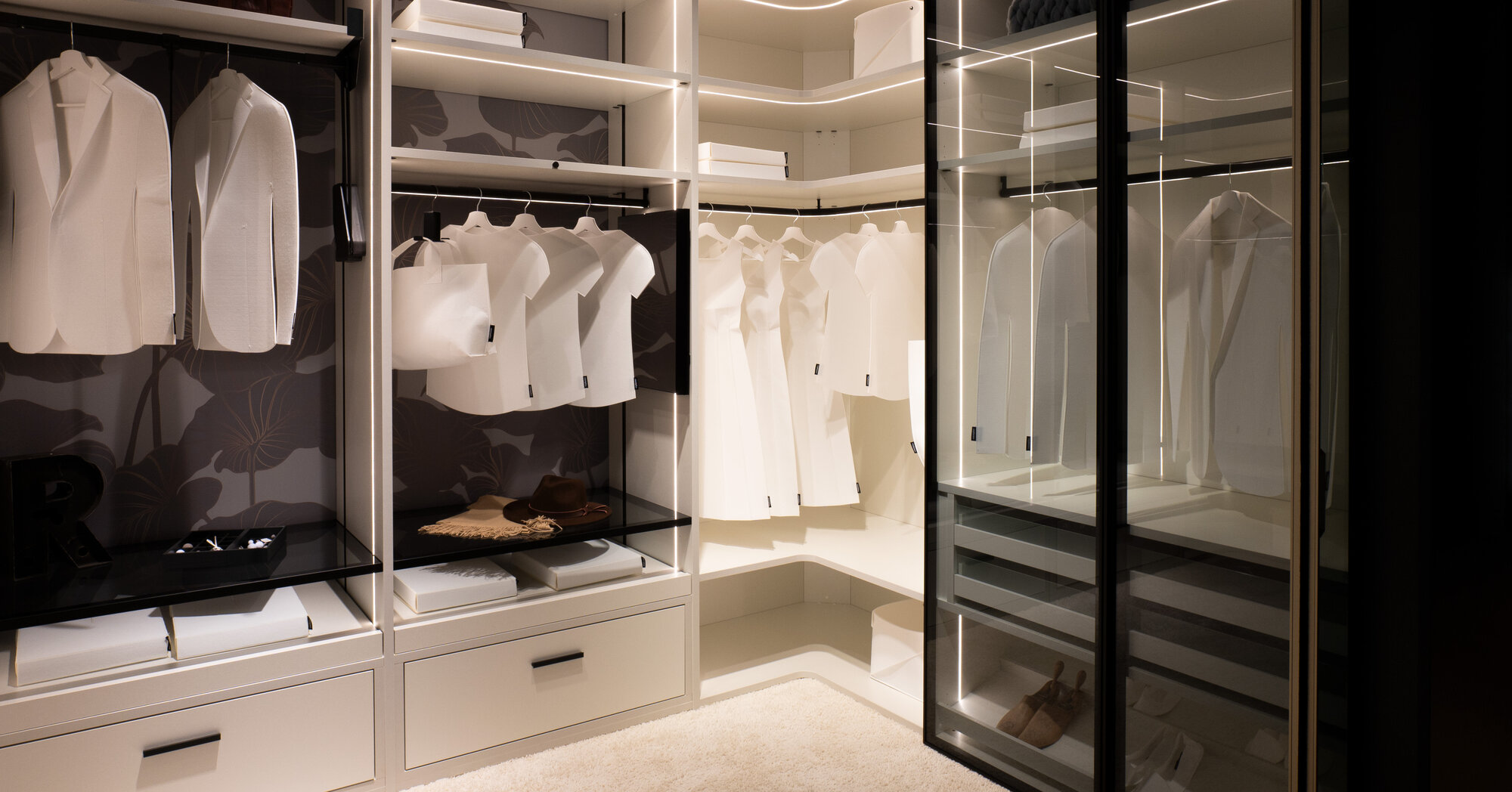 Innovative wardrobe lighting | Flexible strip lighting concept ...