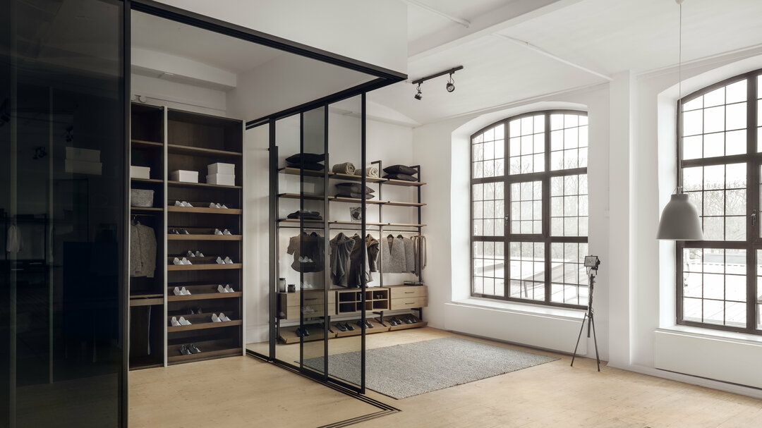 Made-to-measure sliding doors, room dividers and wardrobe ideas for ...