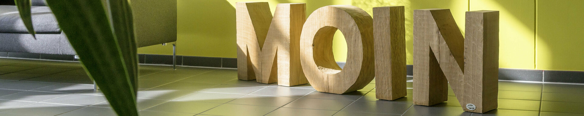 raumplus | Custom Wardrobe Systems & Room Dividers | raumplus